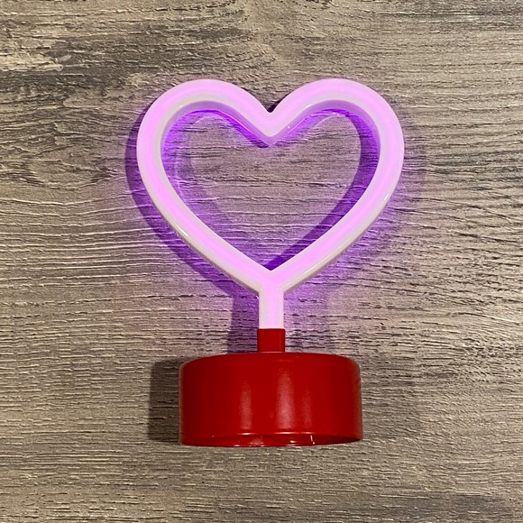 Holiday | Small Neon Light Heart Table Decor | Poshmark